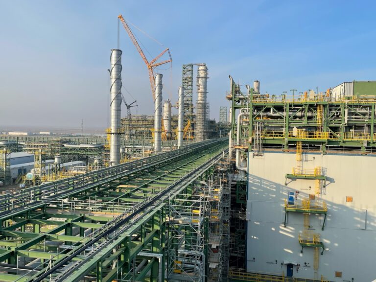 Jamnagar Oil Refinery - Bechtel