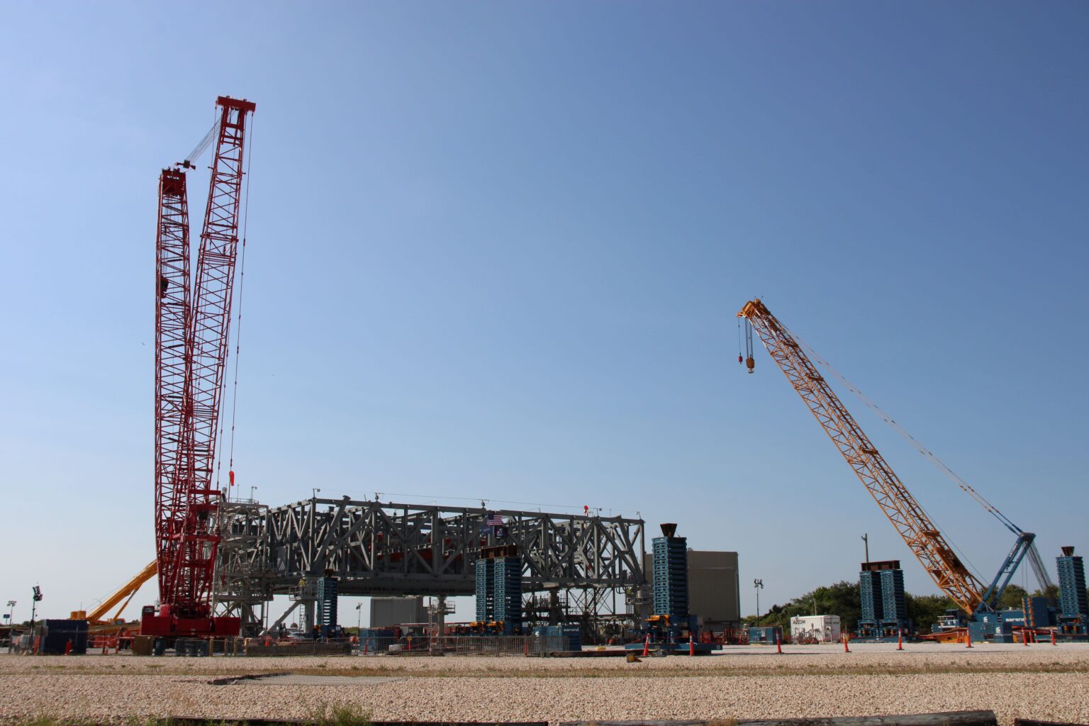 Bechtel Completes Jack and Set of Mobile Launcher 2 Base at Kennedy ...